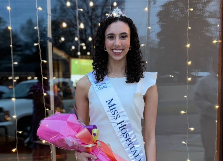 Addison Lawrence to represent Panola County at Miss Hospitality contest ...